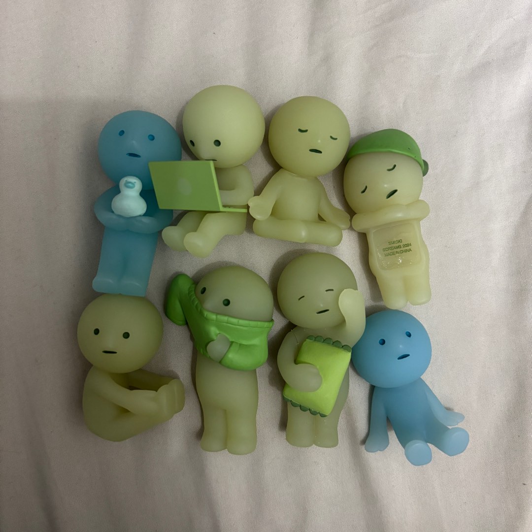 smiski set, Hobbies & Toys, Toys & Games on Carousell