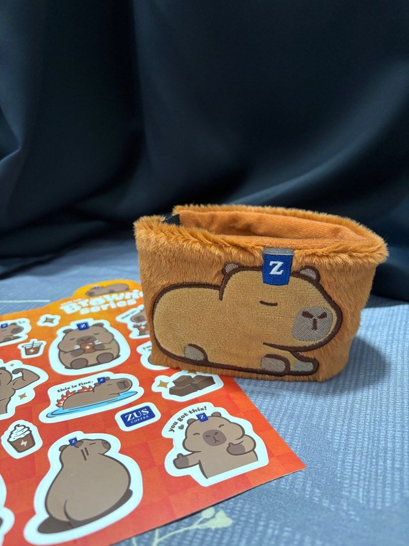 ZUS CAPYBARA SLEEVE, Hobbies & Toys, Toys & Games on Carousell