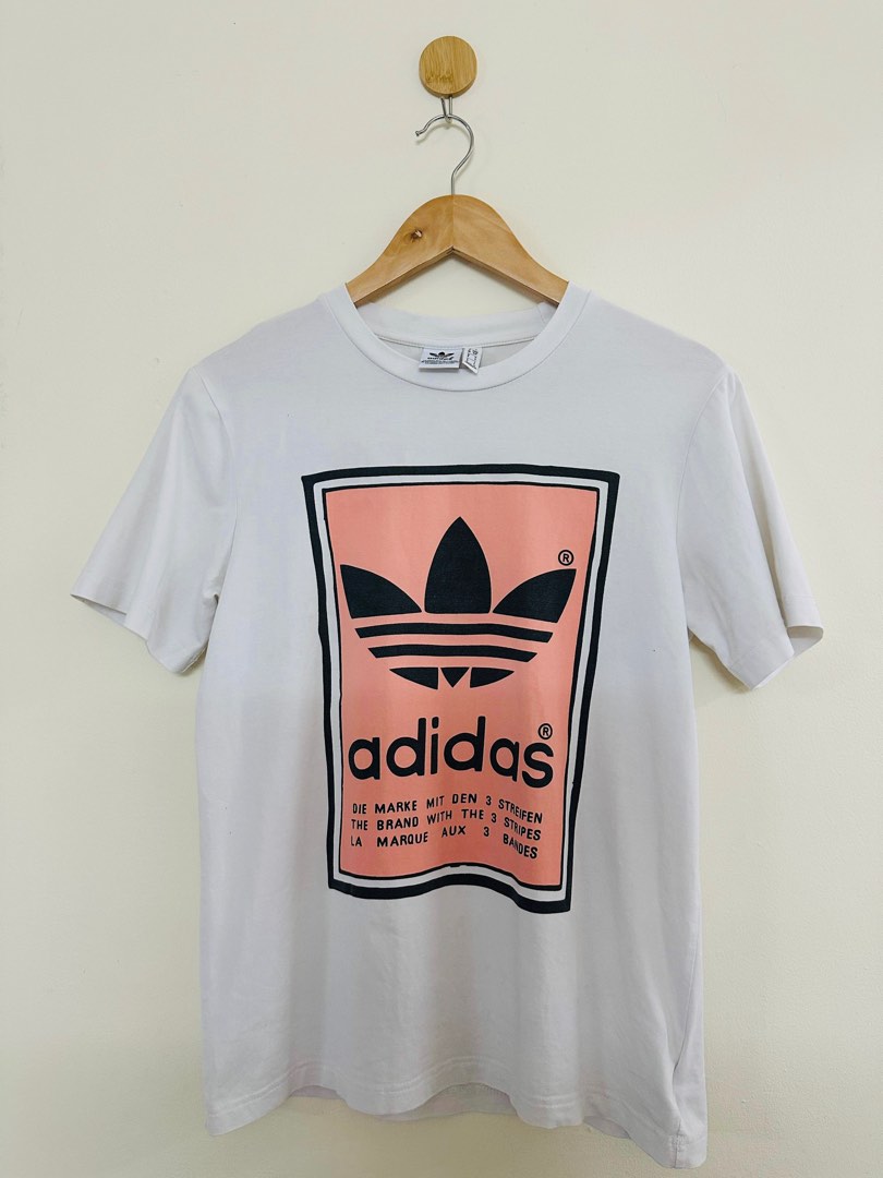 Adidas bunga, Men's Fashion, Activewear on Carousell