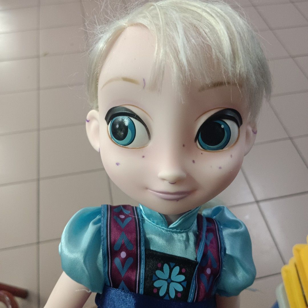 Anna Elsa Frozen Animator Doll, Hobbies & Toys, Toys & Games on Carousell