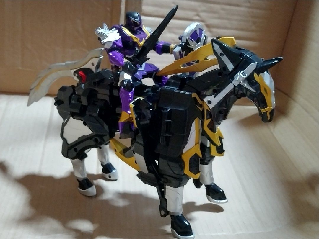 Bandai - Mahou Sentai Magiranger - DX Majin Gattai WolKaiser - DX ...