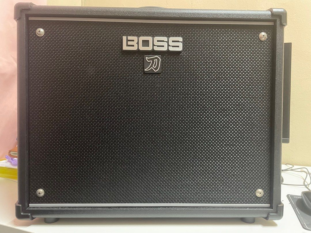 Boss Katana 50w Amp, Hobbies & Toys, Music & Media, Musical Instruments ...