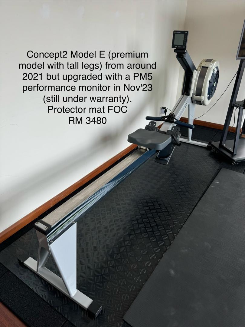 Concept 2 RowErg rowing machine, Sports Equipment, Exercise & Fitness ...