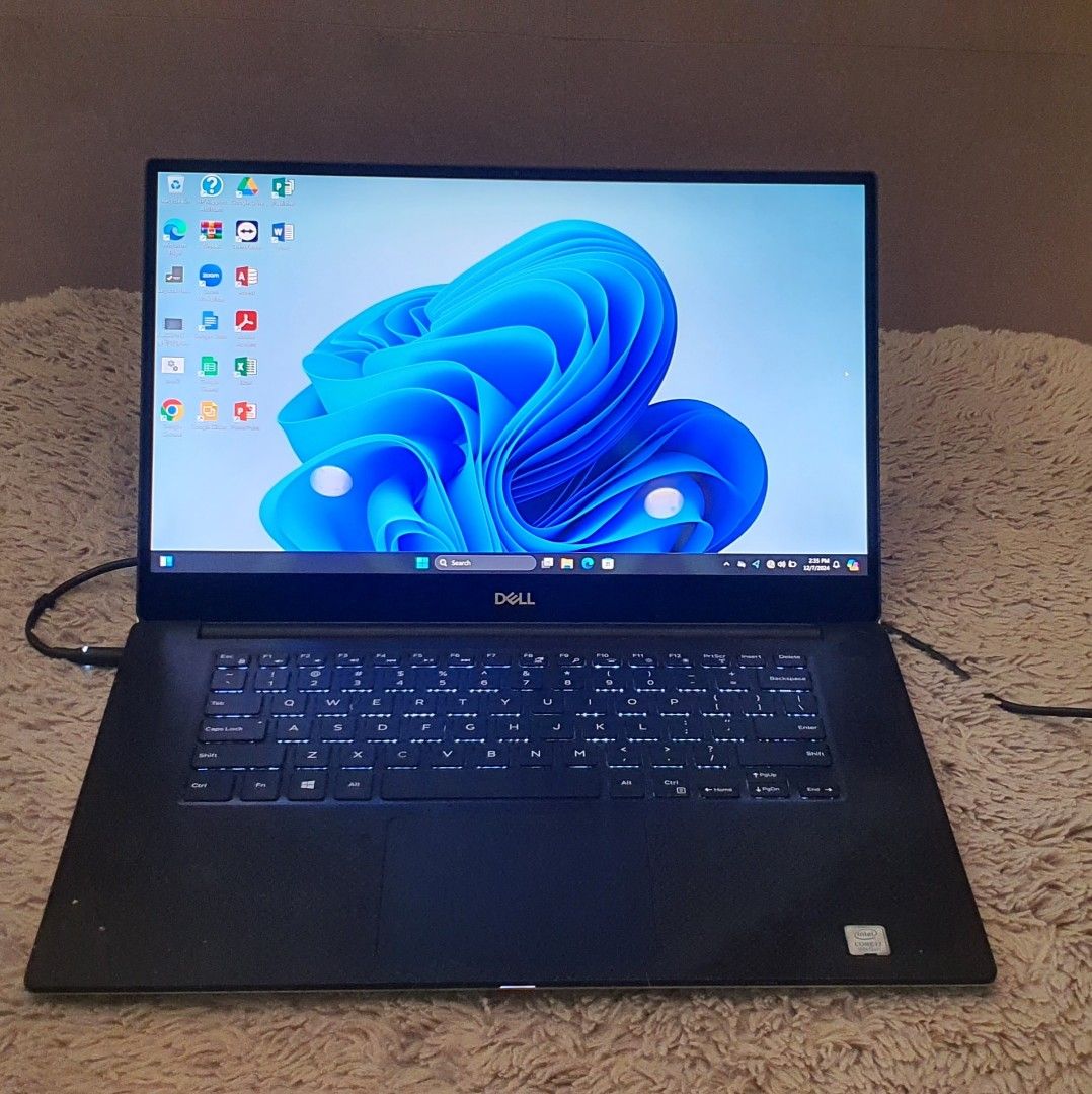 Dell XPS 15 7590 Laptop i7-9th Gen 16GB RAM 256GB SAMSUNG SSD ...