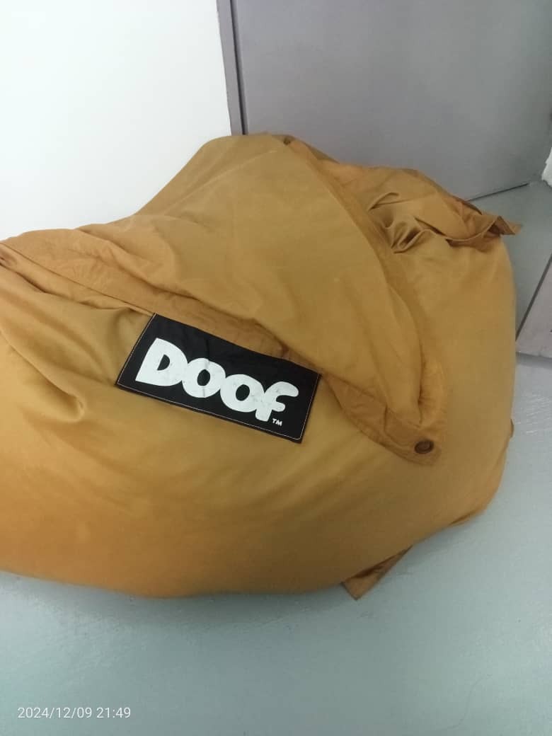 DOOF PREMIUM BEAN BAG Roxanne (M) 48" x 60", Furniture & Home Living ...