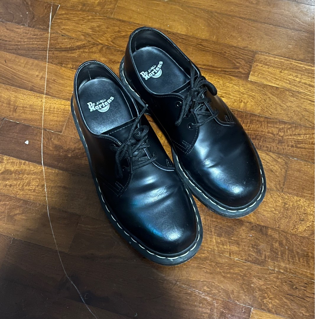 Dr Martens 1461 US7 Mens, Men's Fashion, Footwear, Casual shoes on Carousell