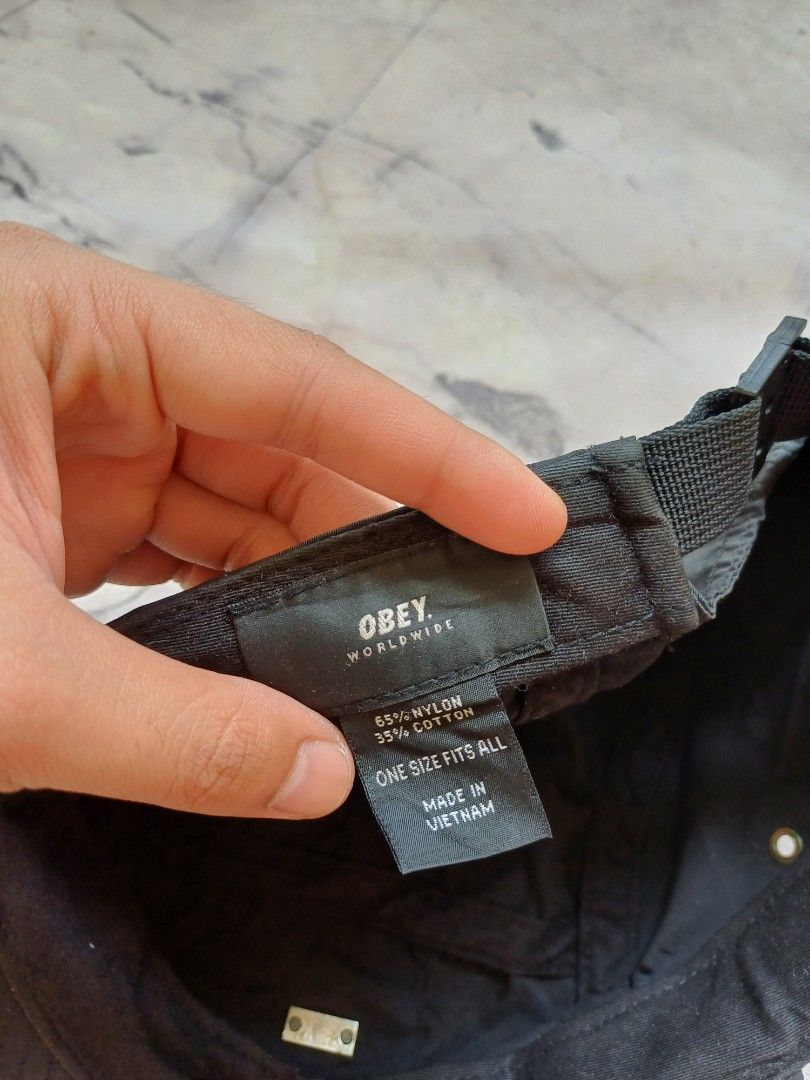 fivepanel logo besi obey, Fesyen Pria, Aksesoris, Topi di Carousell