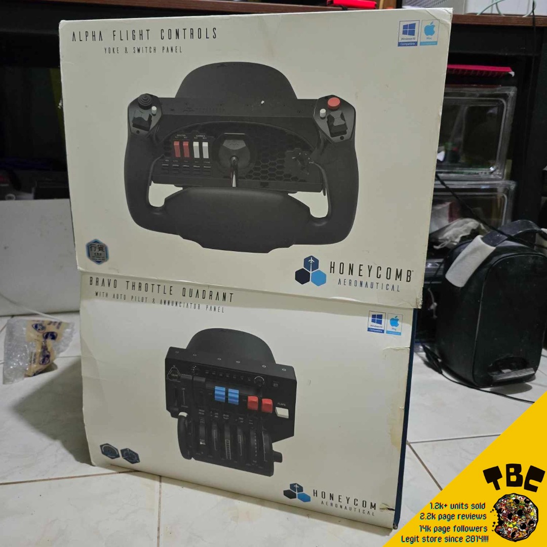 HOneycomb Alpha FLight Controls Yoke and Switch plus Bravo Throttle ...