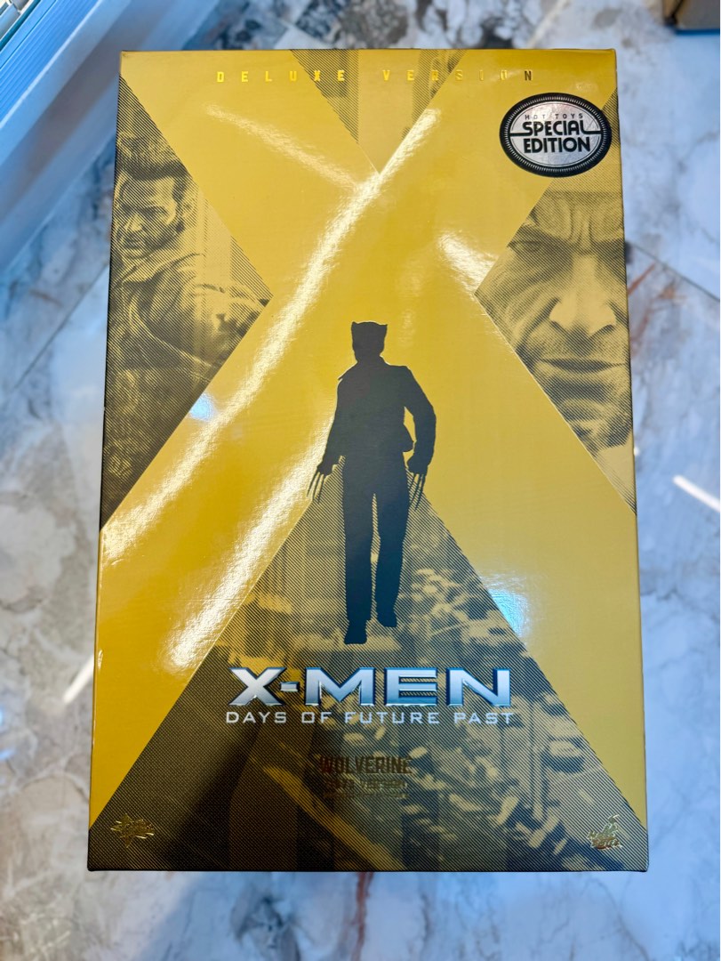 HOT TOYS WOLVERINE DOFP DELUXE 1973, Hobbies & Toys, Toys & Games on ...