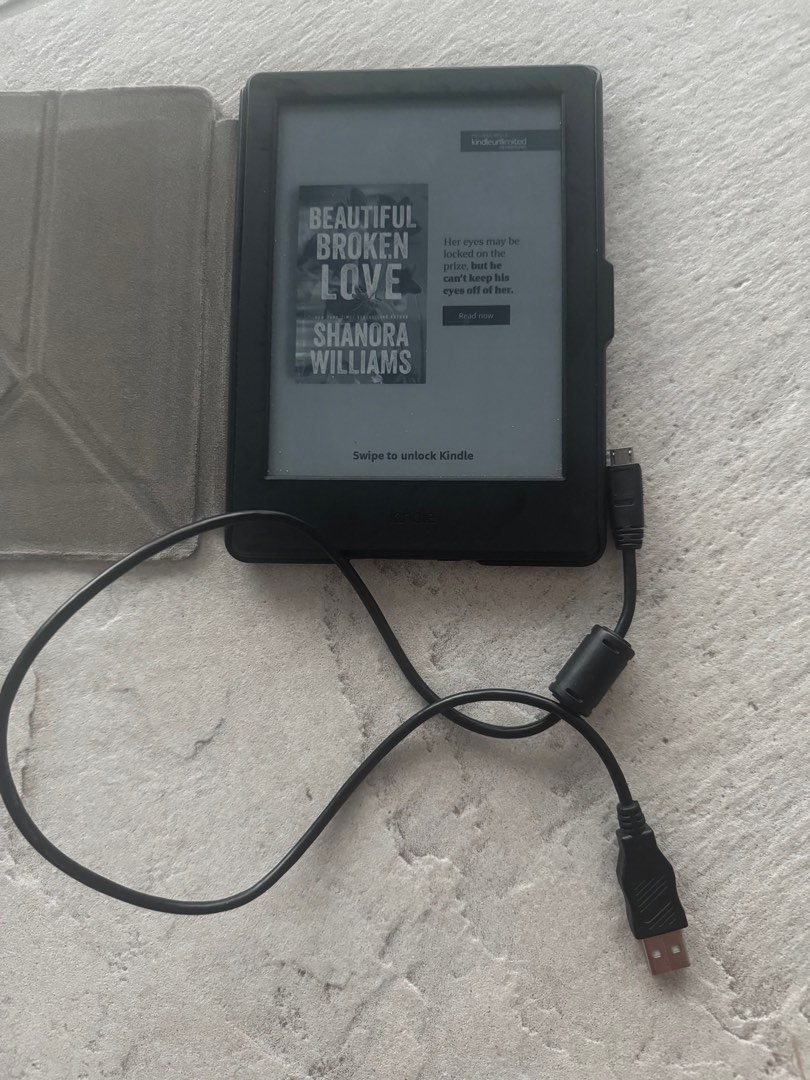 Kindle 8th Gen, Mobile Phones & Gadgets, E-Readers on Carousell