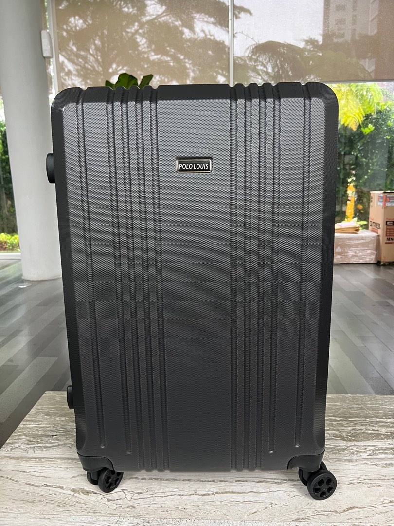 Koper 28 inch, anti pecah, Serba Serbi, Others di Carousell