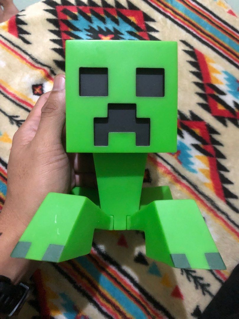 Minecraft creeper large vinyl figure, Hobbies & Toys, Toys & Games on ...
