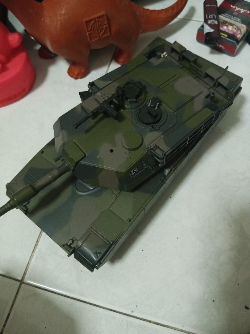 New ray tank 1999, Hobbies & Toys, Toys & Games on Carousell