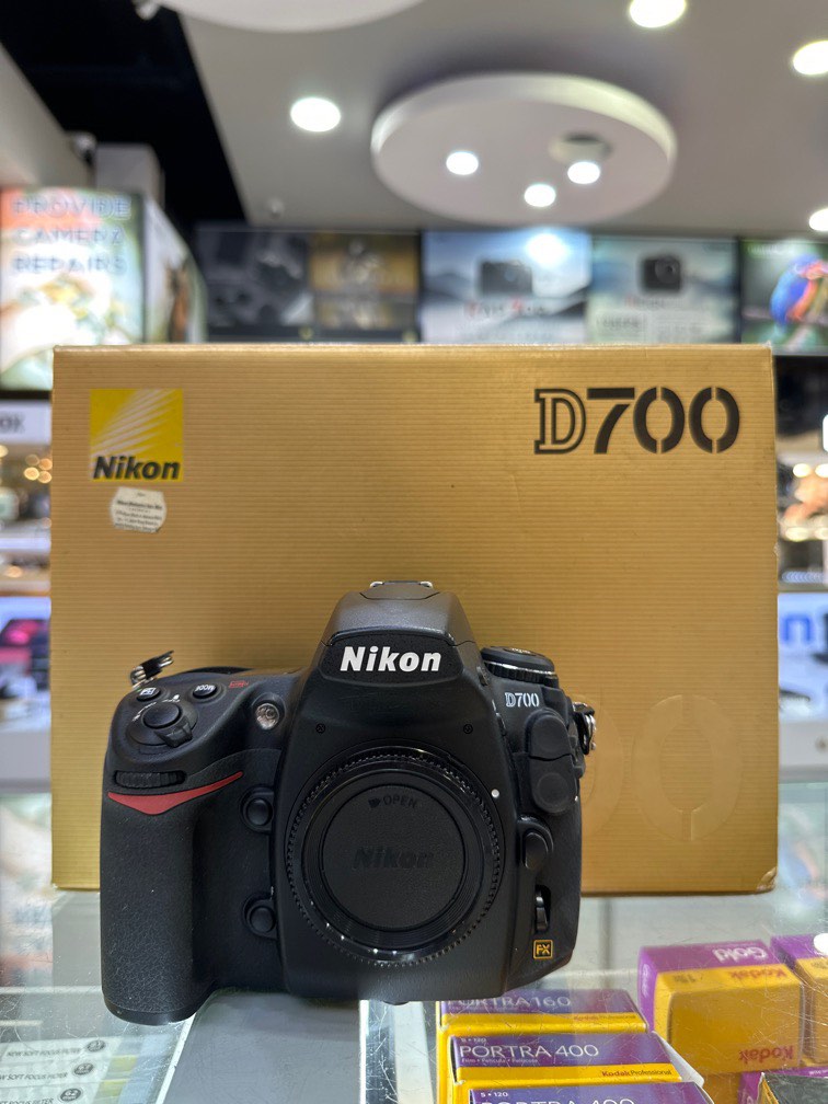 Nikon D700 Body (SC:6k), Photography, Cameras on Carousell