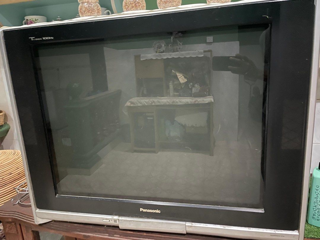 Panasonic 34 inch old TV 100hz, TV & Home Appliances, TV ...