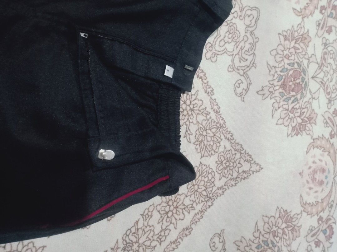 Seluar uniform sriti size L (2), Babies & Kids, Babies & Kids Fashion ...