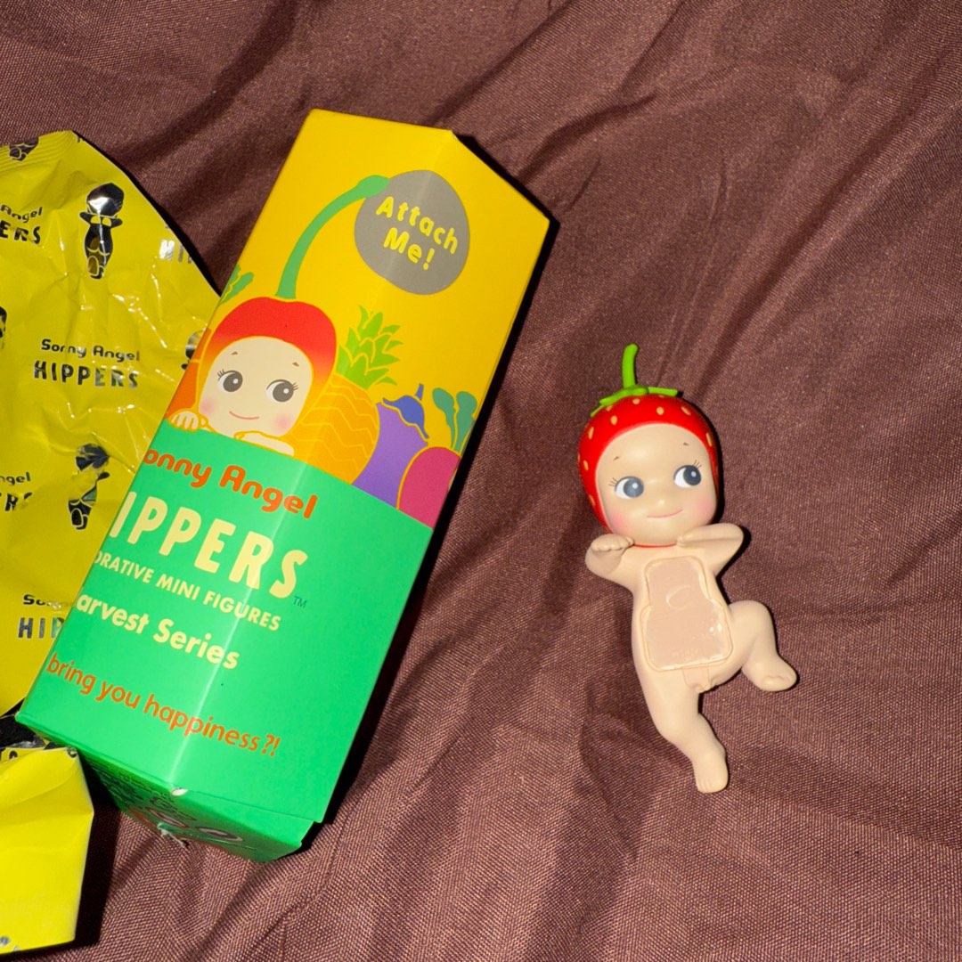 Sonny Angel Hipper Harvest Series Strawberry, Hobbies & Toys ...