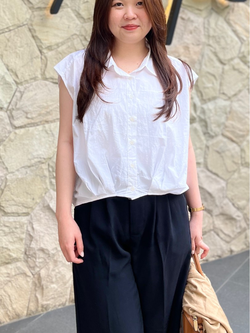 White shirt kemeja putih lengan kutung, Fesyen Wanita, Pakaian Wanita ...