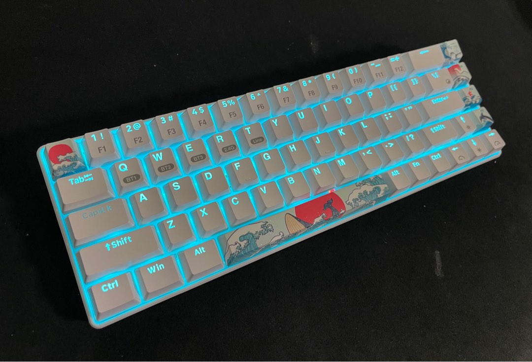 Wireless Icy Blue Sea Coral Gaming Mechanical Keyboard | 68 keys | Blue ...