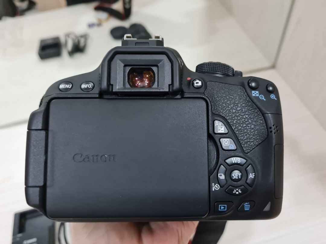 Canon 700D, Photography, Cameras on Carousell