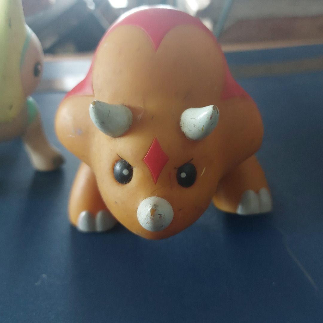 Dinosaur King Terry Chomp Paris Tyrannosaurus Trex Triceratops ...