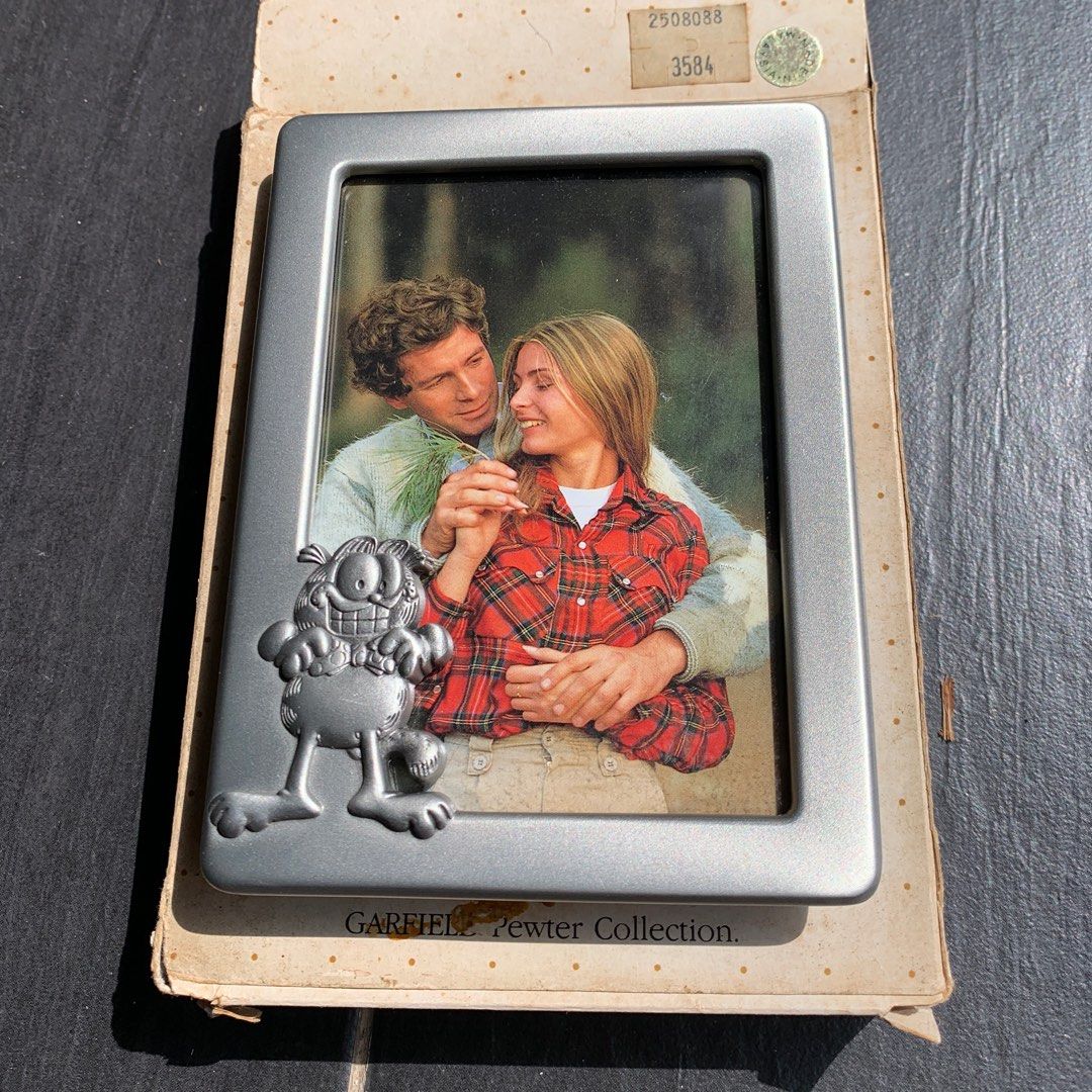 Garfield pewter photo frame- royal selangor, Furniture & Home Living ...