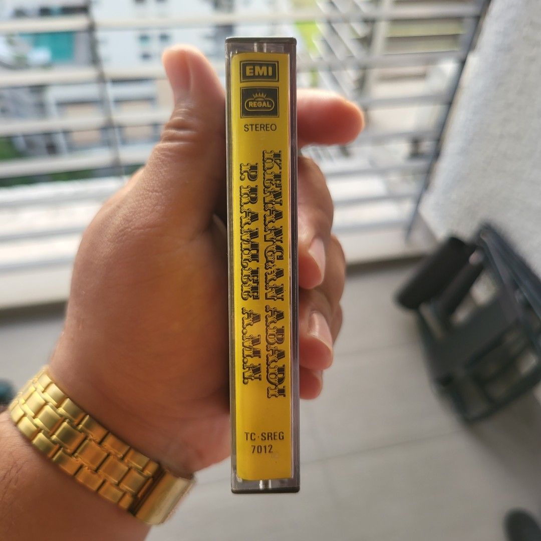 Kaset Kenangan Abadi P Ramlee Vol 2, Hobbies & Toys, Music & Media, CDs & DVDs on Carousell