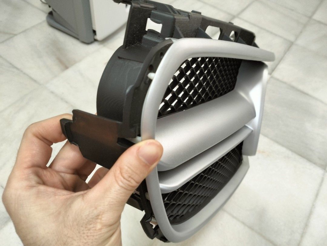 Menz Benz W212 14 E63 Facelift Front grill, Auto Accessories on Carousell