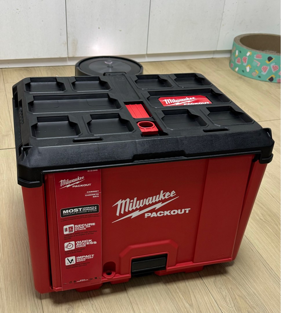 Milwaukee 貯藏櫃, 其他, 其他 - Carousell