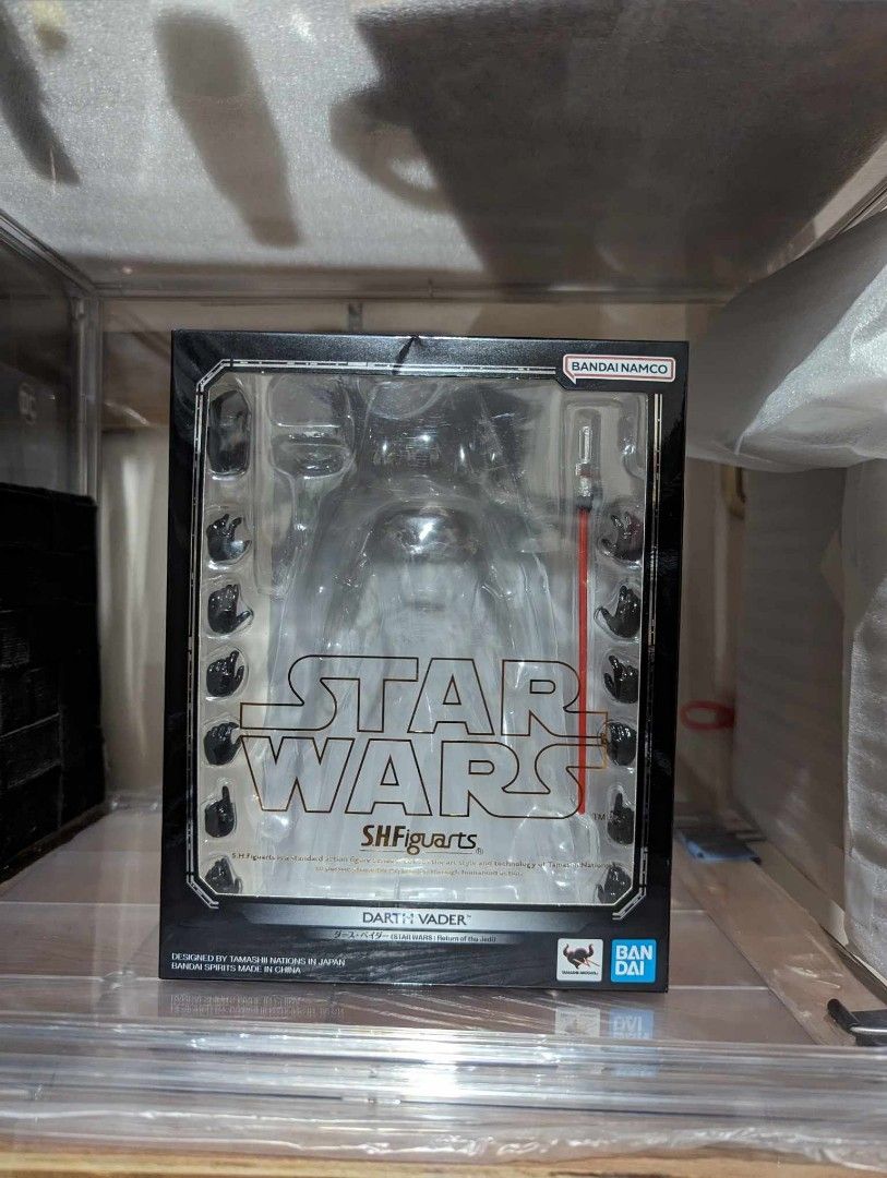 SHF Anakin Skywalker (ROTS) and Darth Vader (ROTJ), Hobbies & Toys ...