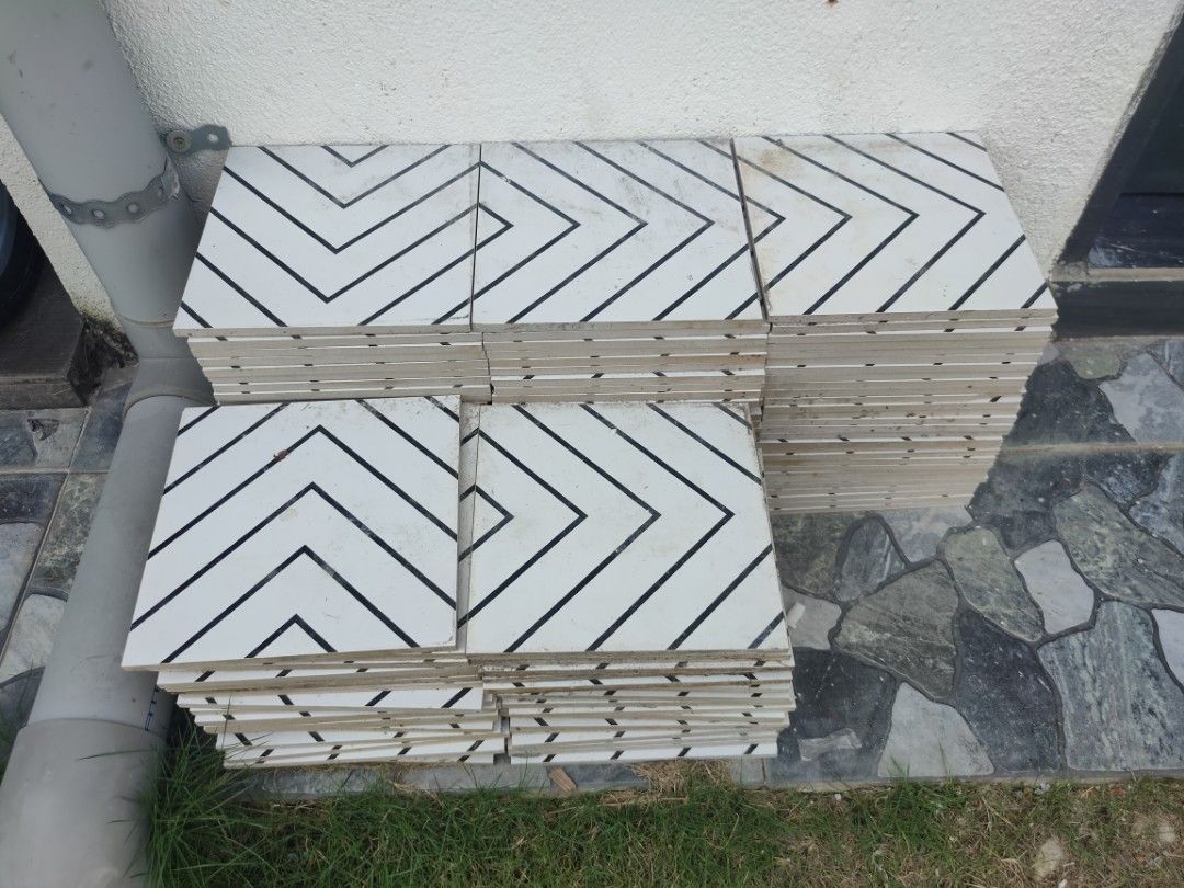 Tiles mozek Jubin Cantik, Furniture & Home Living, Kitchenware ...