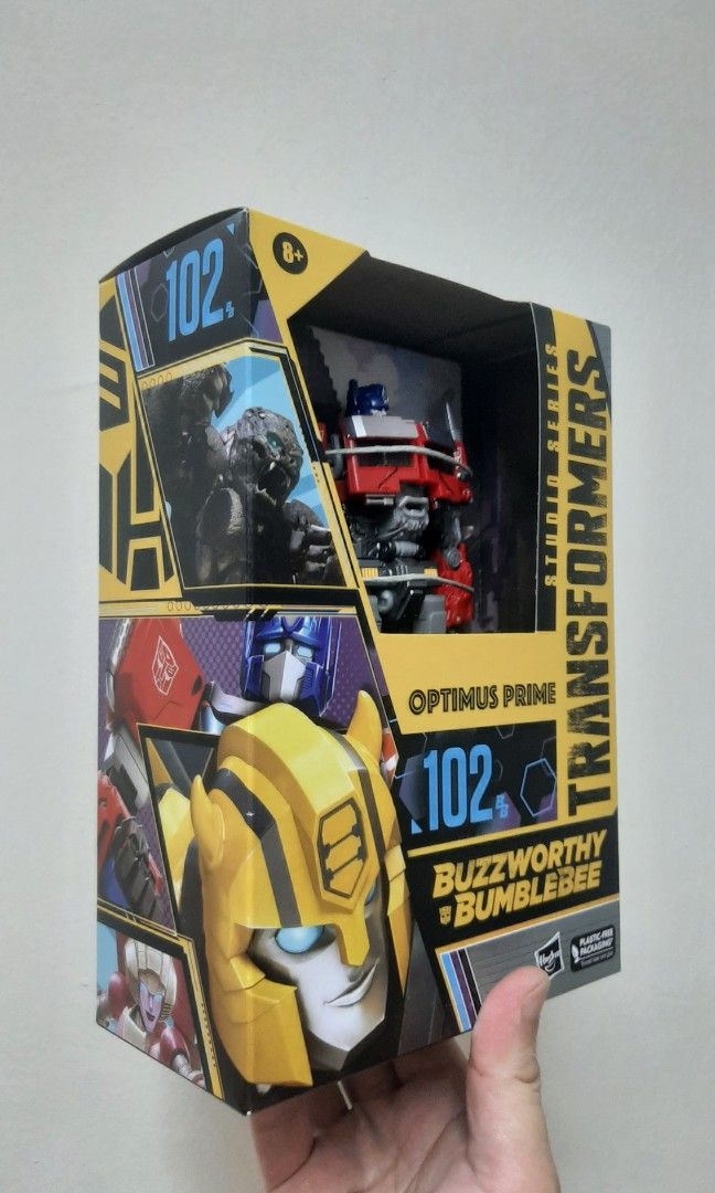 Transformers Studio Series #102: Buzzworthy Bumblebee Optimus Prime ...
