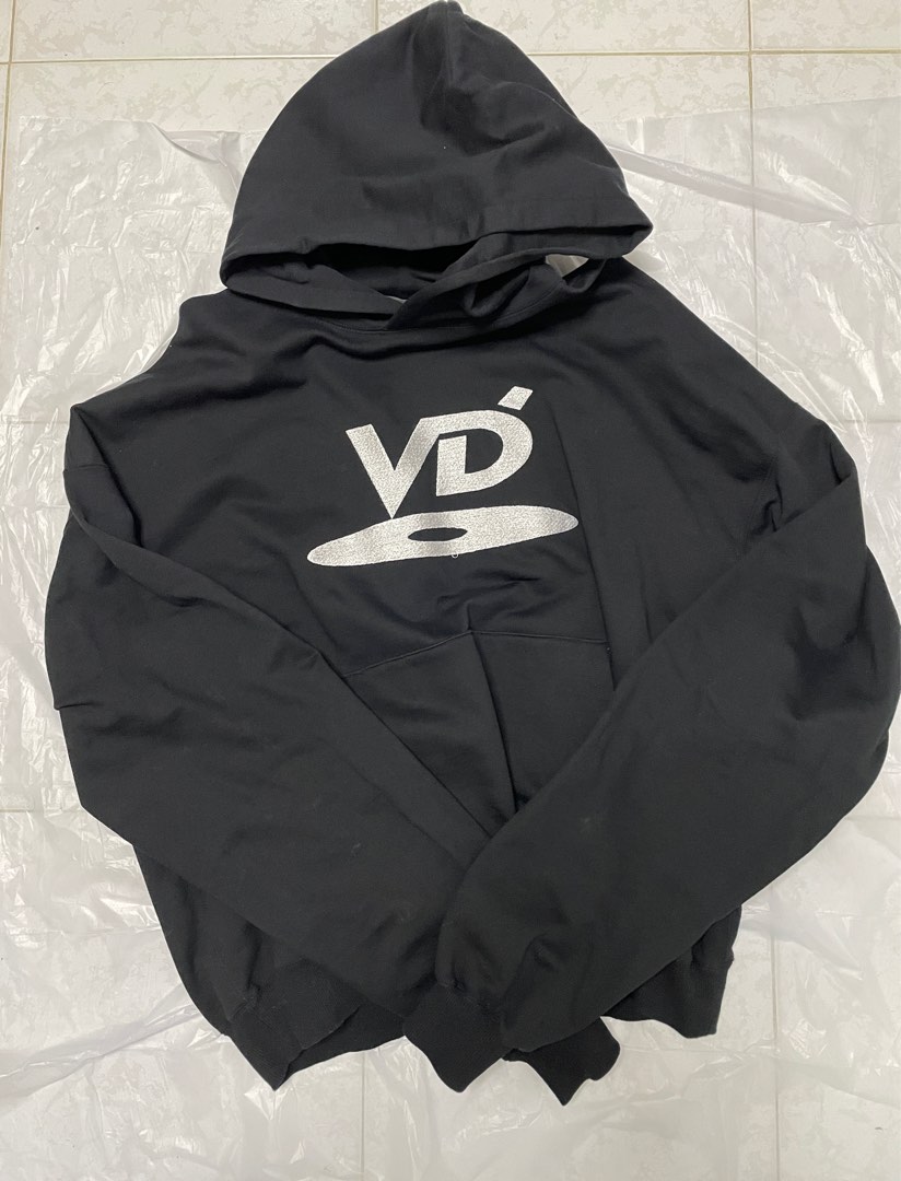 Vuja De VD Clear Fit Hoodie 95%新(著過三次), 男裝, 上身及套裝, 衛衣 - Carousell