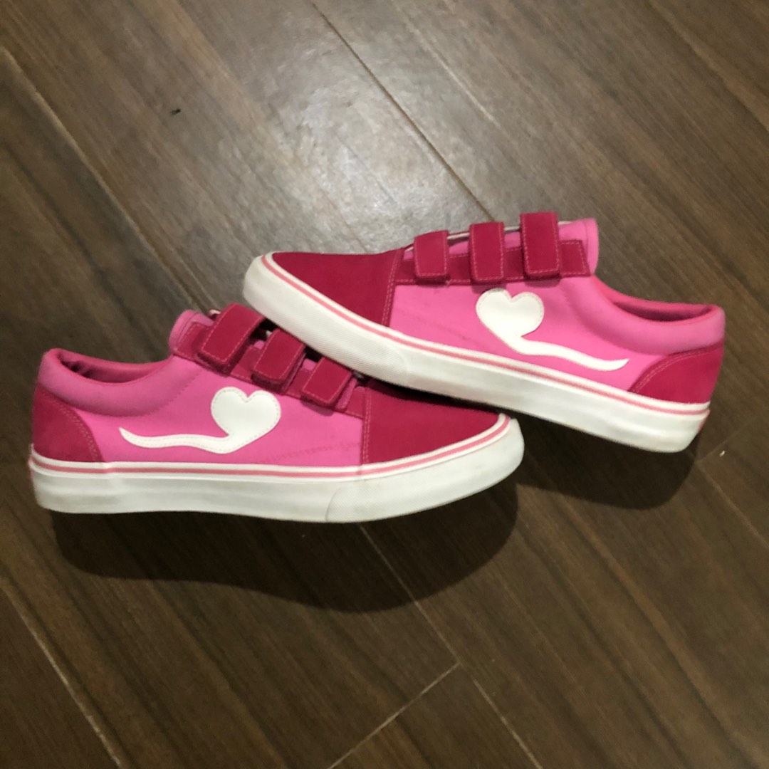 World Balance x Secret Fresh iSperm, Women's Fashion, Footwear ...