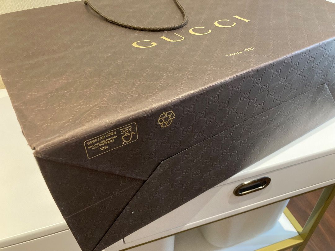 Authentic Large Gucci Paper Bag but with flaws, Luxury, Bags & Wallets ...