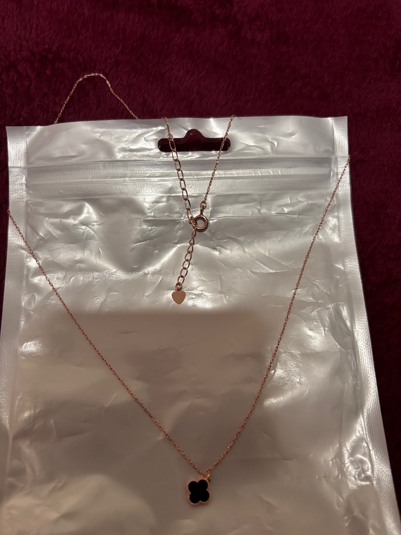 Black Clover necklace (Gold Chain), Women's Fashion, Jewelry ...