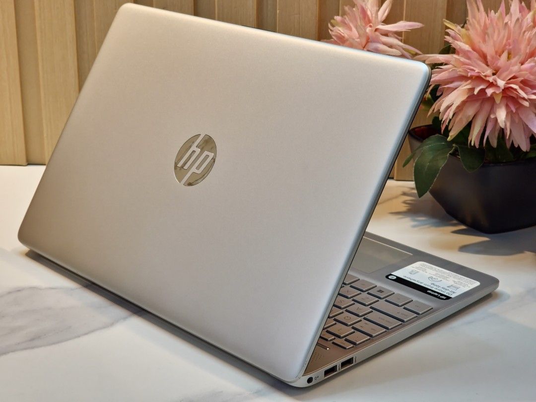 HP Laptop 15 dy2078nr i7-11th Gen 8GB RAM 512GB SSD 720P HD 15.6 inch ...