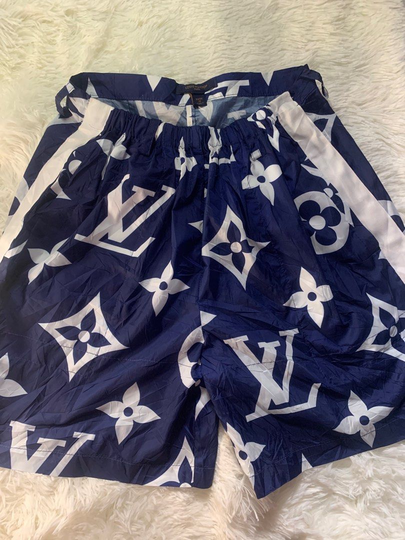 Luxury LV Short, Women's Fashion, Bottoms, Shorts on Carousell
