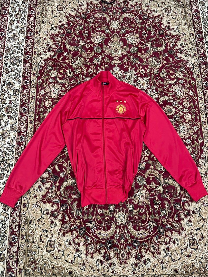 MANCHESTER UNITED (MUFC) OFFICIAL MERCHANDISE JACKET, Men's Fashion ...
