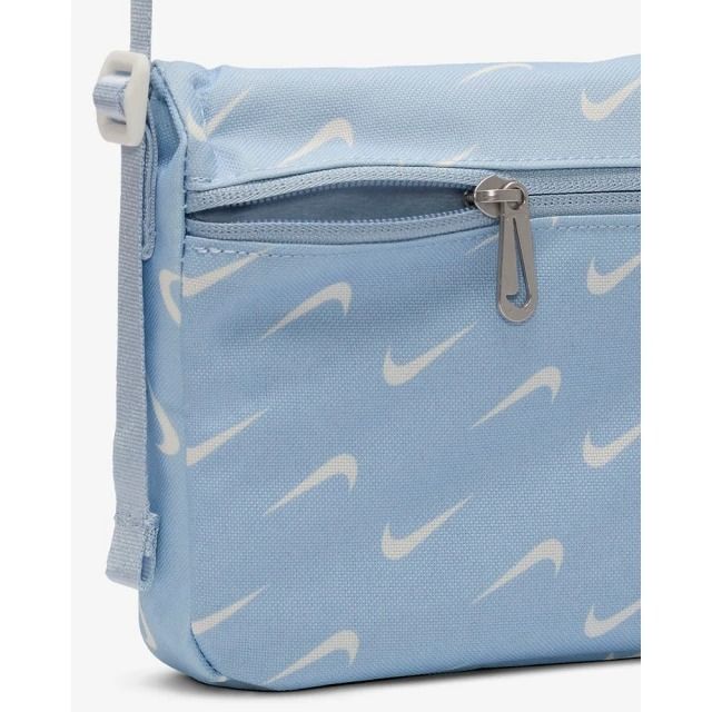 Nike Futura 365 滿版 勾勾 耐吉 小包 隨身包 側背 小包 FN0938-440, 女裝, 手袋及銀包, 單肩包 ...