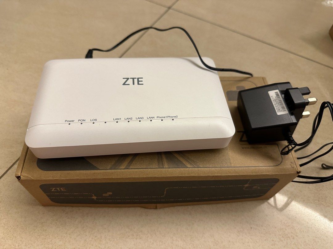 ZTE modem, Computers & Tech, Parts & Accessories, Networking on Carousell