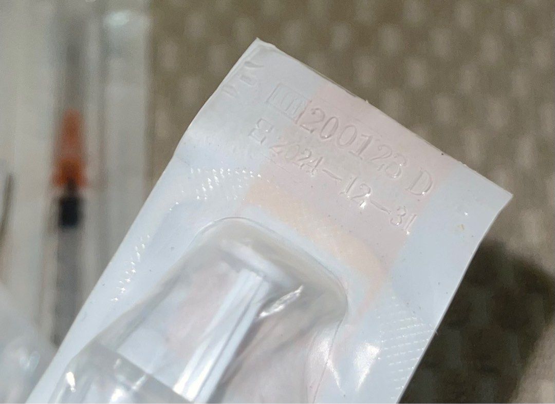 1cc / 1ml disposable syringe injection sureguard and terumo / retdem ...