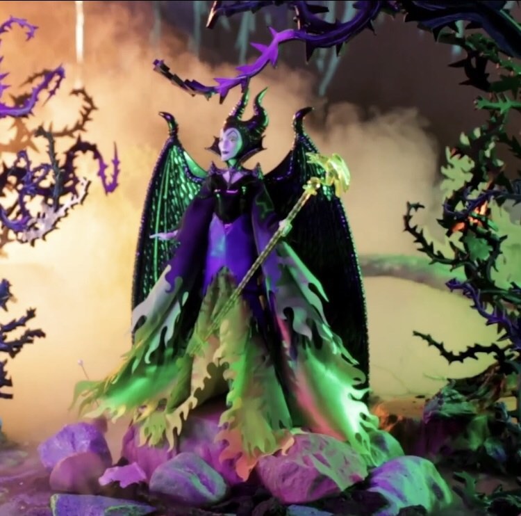 Barbie Darkness descends Series Maleficent Doll, Toys & Collectibles ...