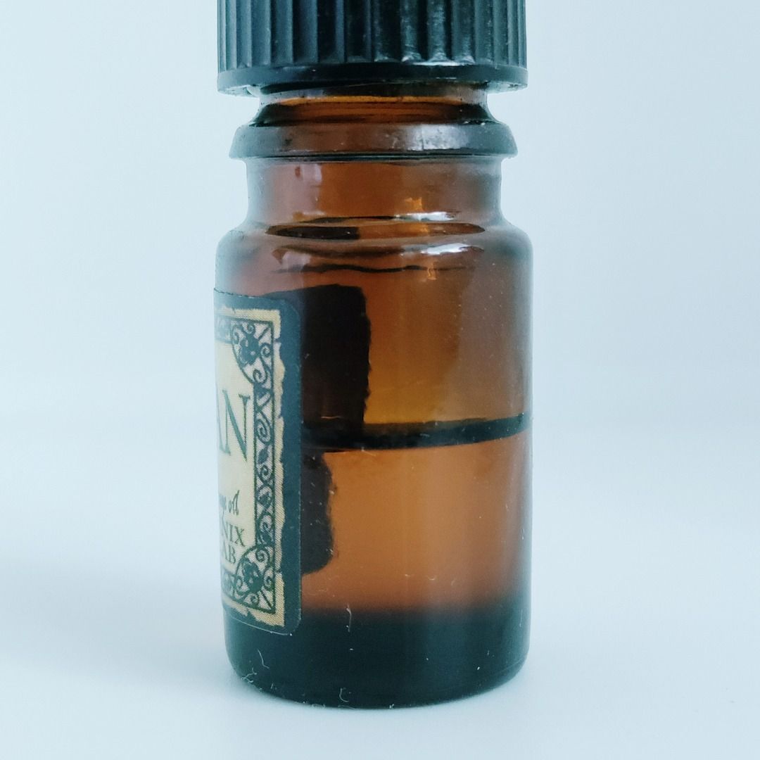 Black Phoenix Alchemy Lab Dorian Perfume Oil, Beauty & Personal Care ...