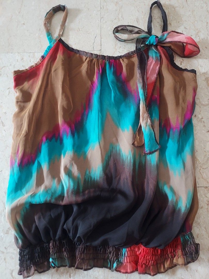 BonitoChico Brand New top, Women's Fashion, Tops, Sleeveless on Carousell