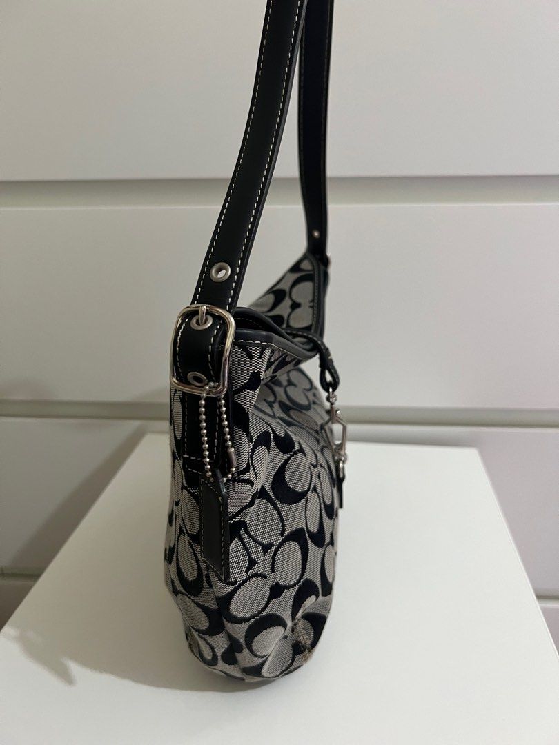 COACH kilikili bag, Luxury, Bags & Wallets on Carousell