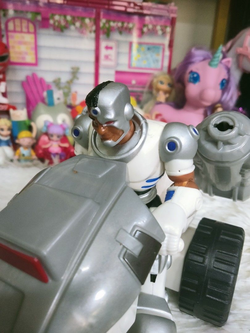 Fisher-Price Hero World DC Super Friends Cyborg and ATV, Hobbies & Toys ...