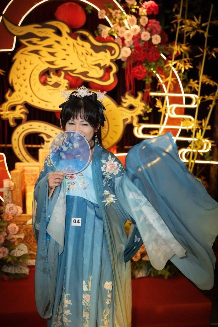 RENT Hanfu with Fan, Women's Fashion, Dresses & Sets, Traditional ...