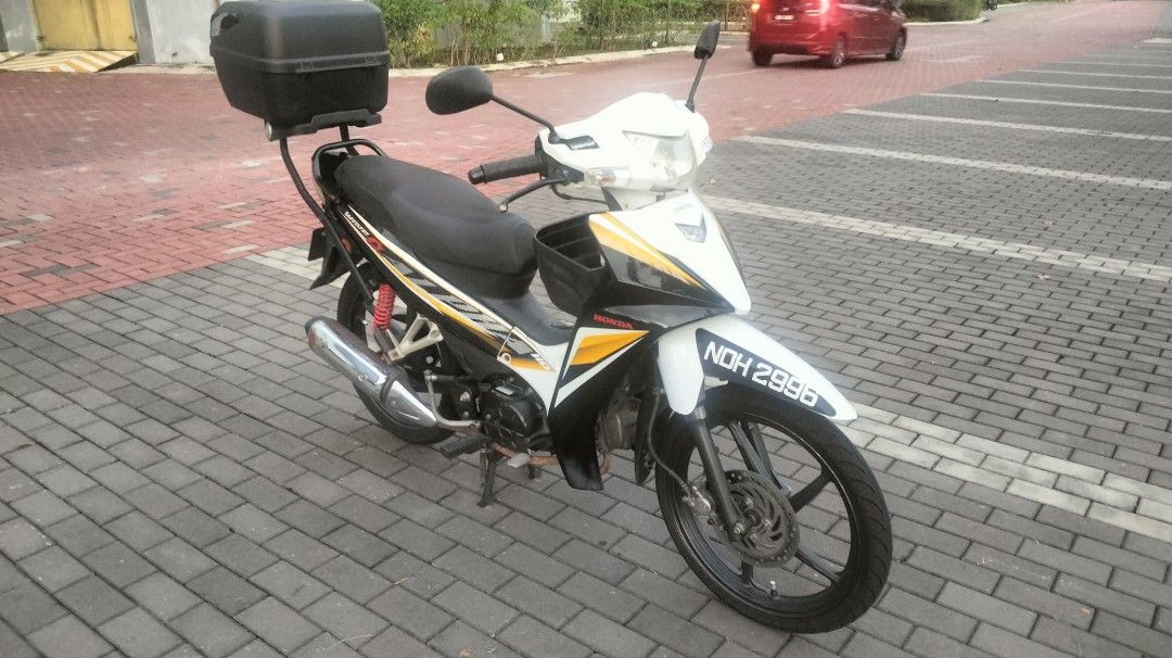 Honda Wave Alpha, Motorbikes on Carousell