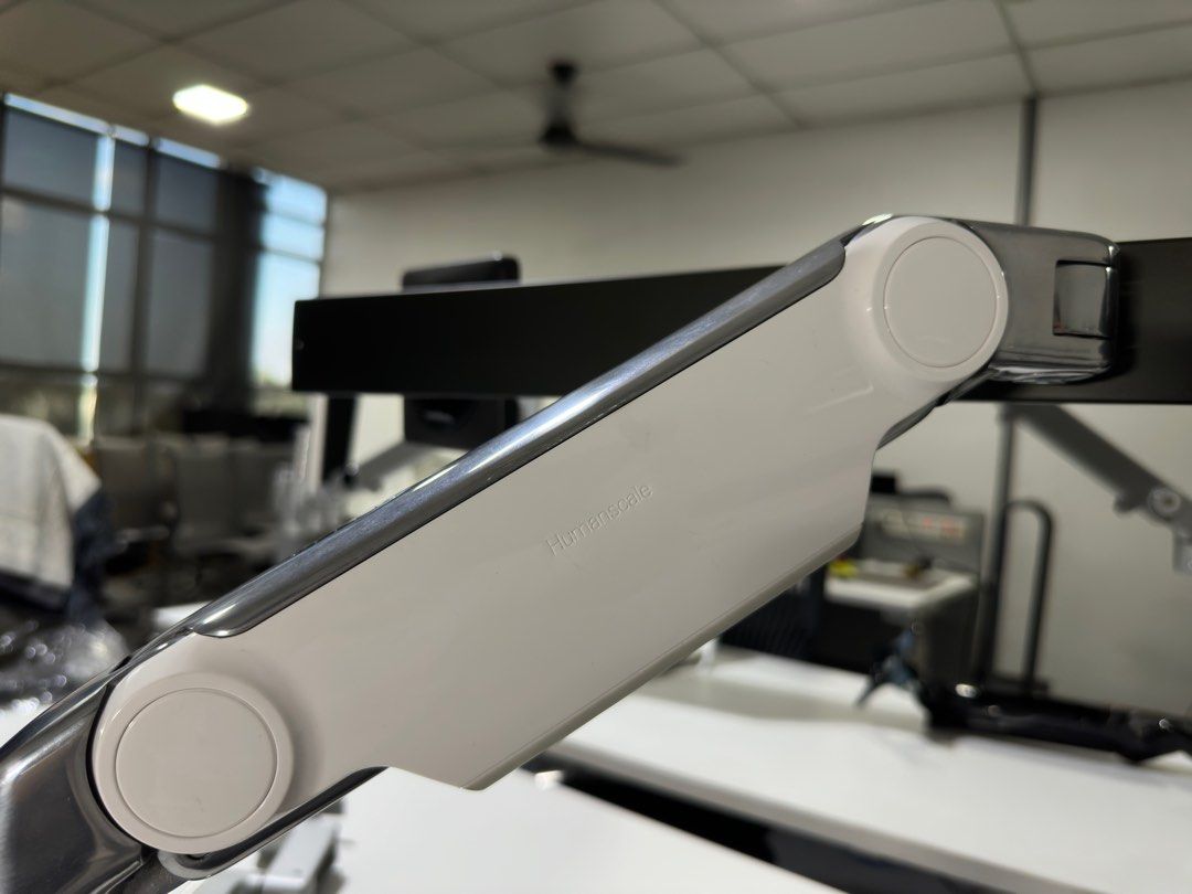 Humanscale twin monitor arm, Computers & Tech, Parts & Accessories ...